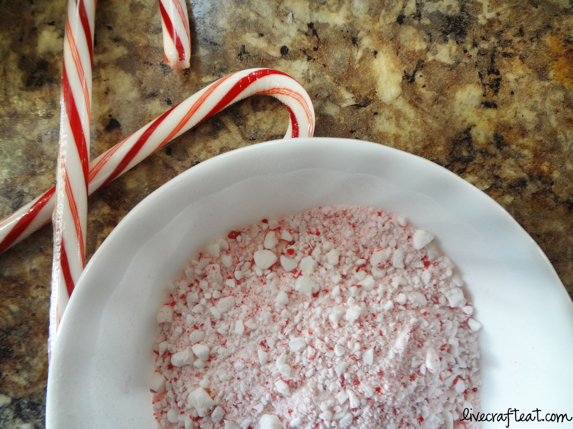Candy Cane Popcorn Recipe | Live Craft Eat